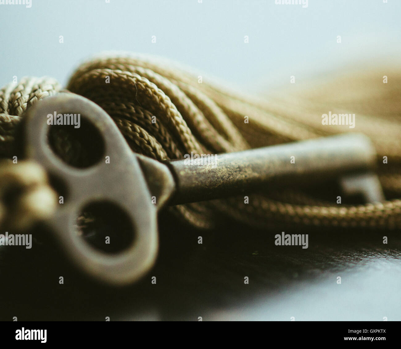 Bronze skeleton key hi-res stock photography and images - Alamy