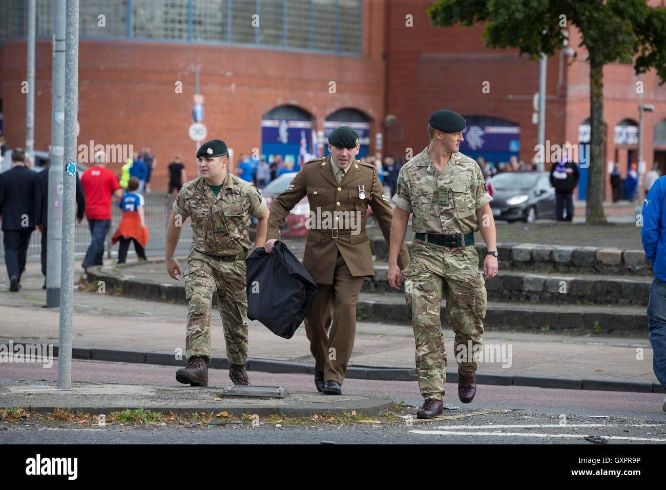 Scottish armed forces hi-res stock photography and images - Alamy