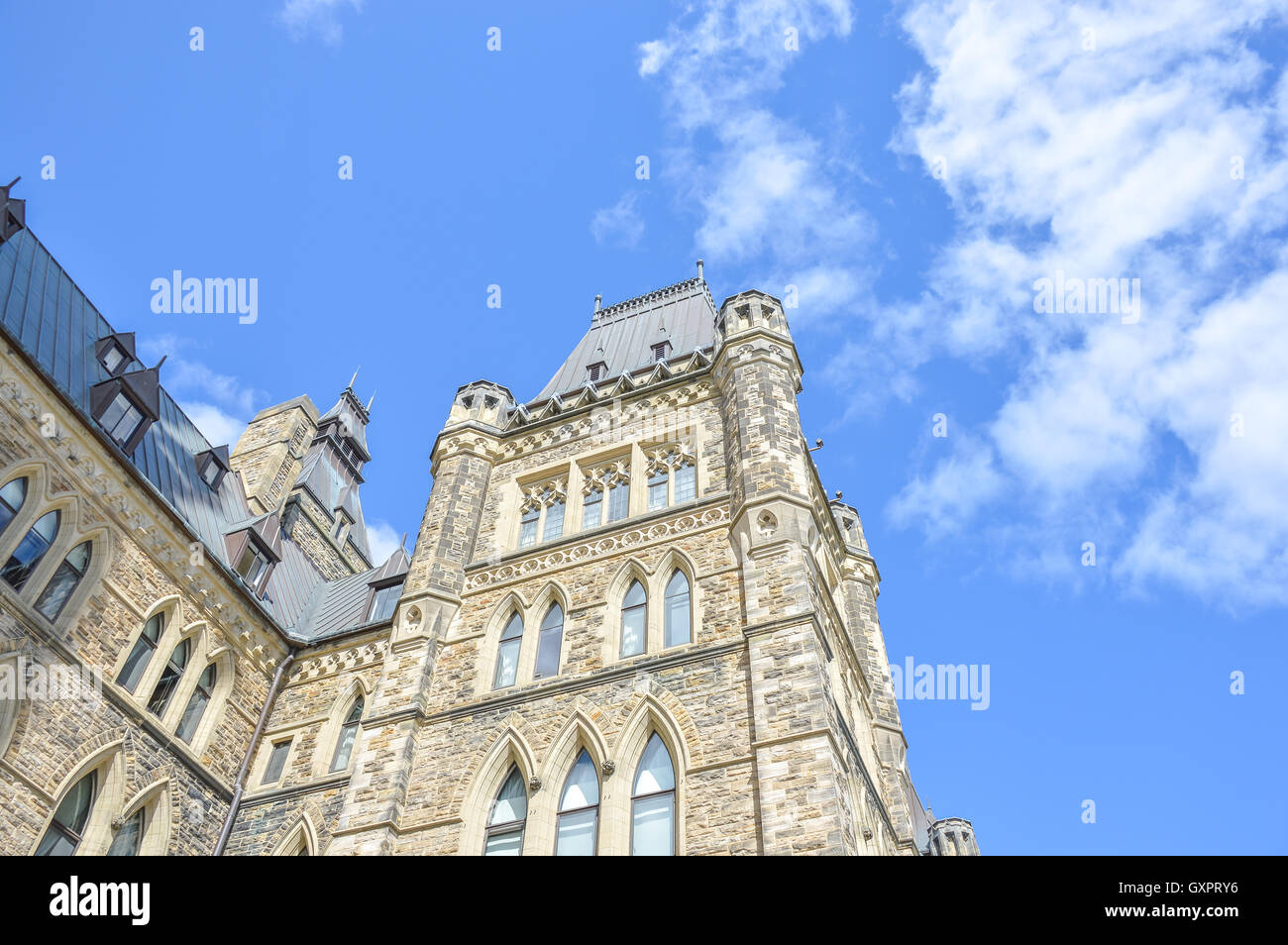 Parliament ottawa bell hi-res stock photography and images - Alamy