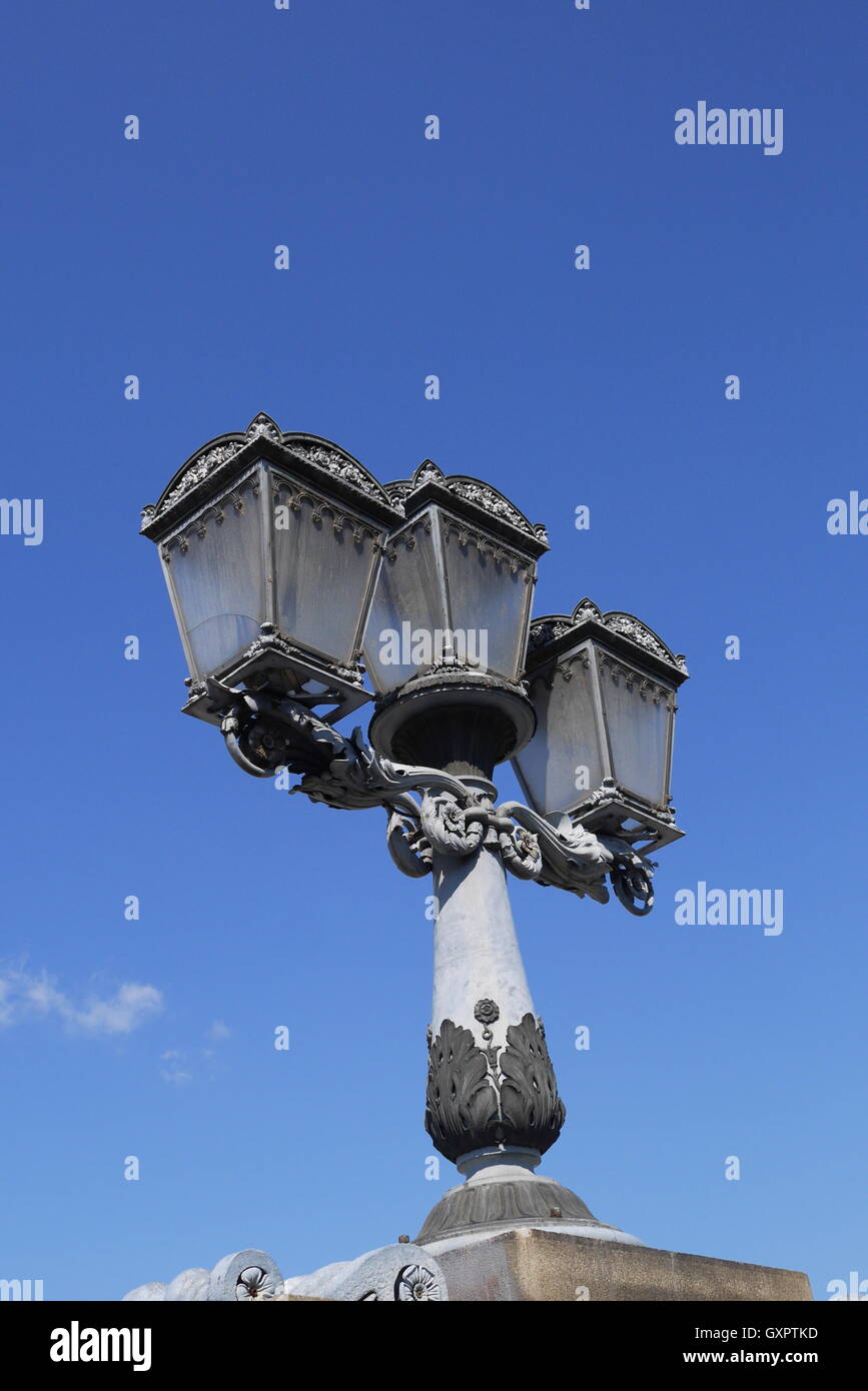 Ornamental street lights hi-res stock photography and images - Alamy