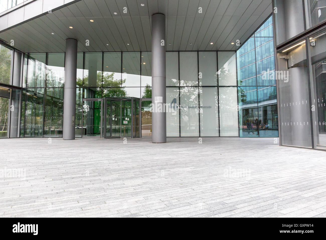 4 More London Riverside Stock Photo - Alamy