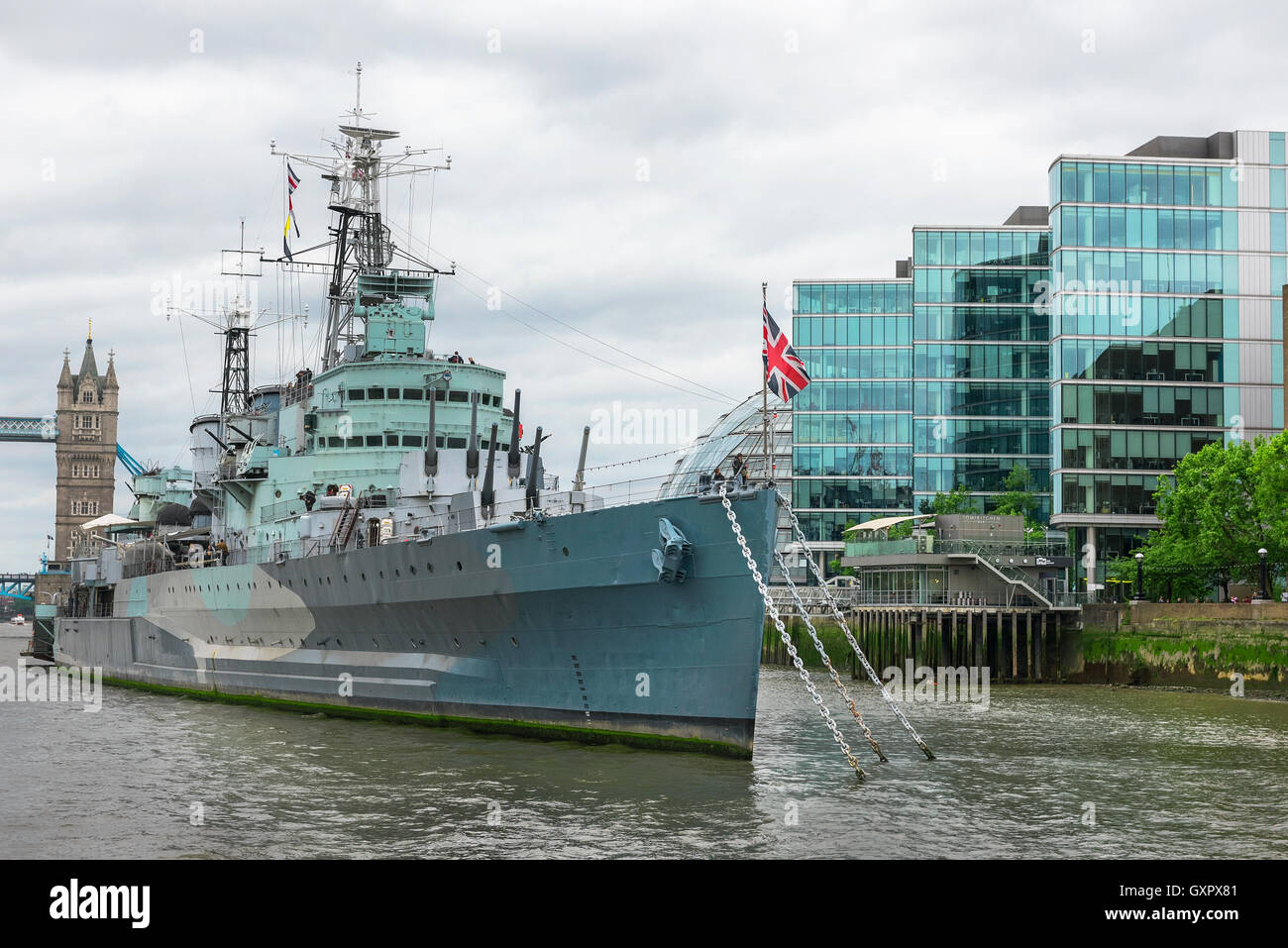 HMS Belfast ship museum over the Thames river Stock Photo - Alamy
