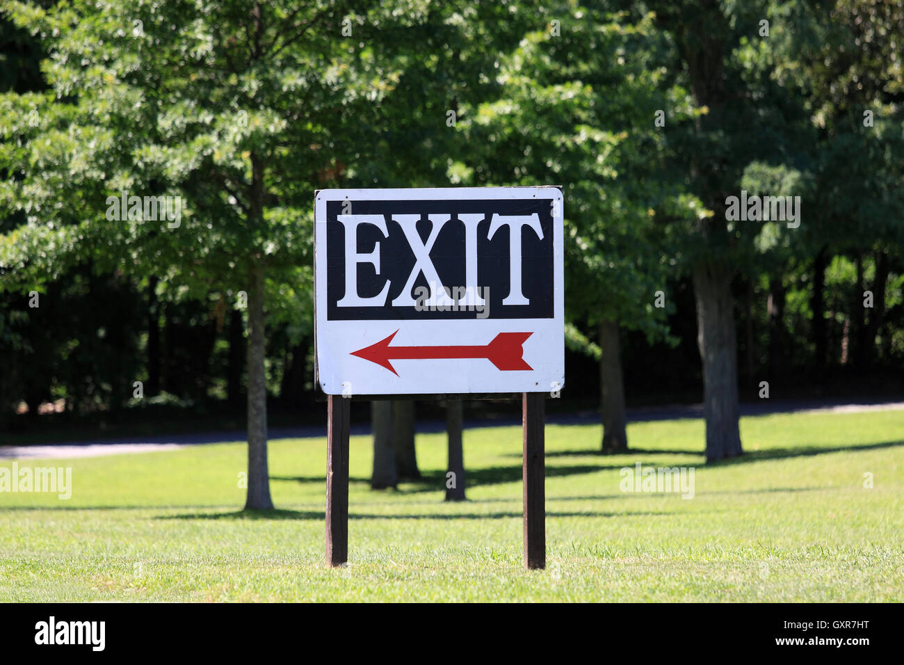 Exit sign Long Island New York Stock Photo - Alamy