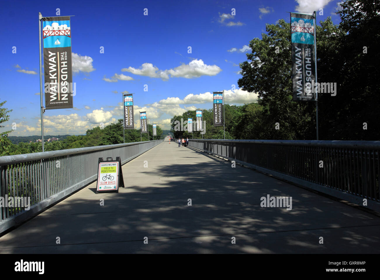 State park trail sign hi-res stock photography and images - Alamy