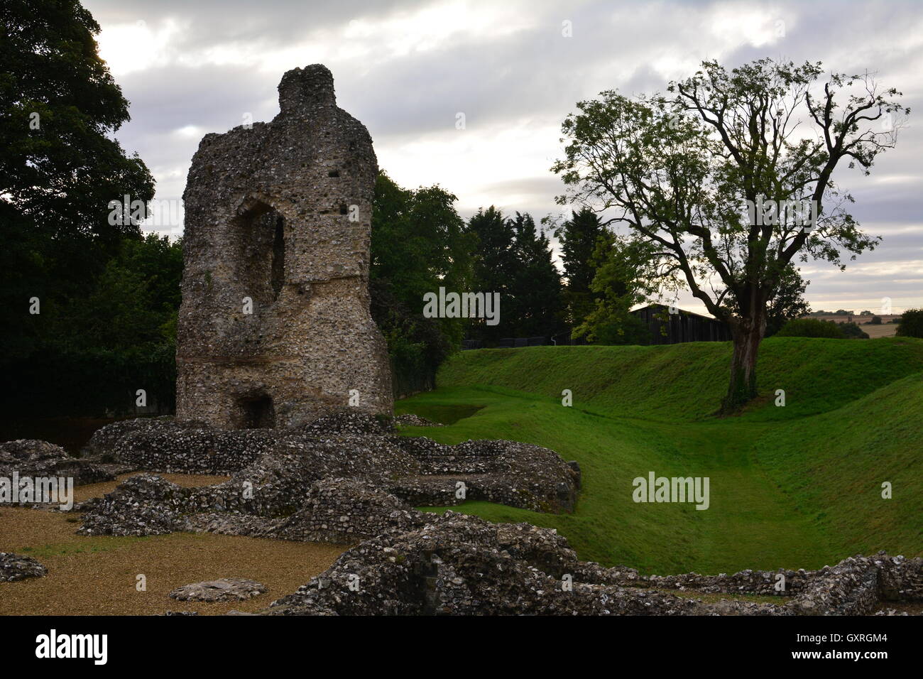 Ludgershall castle hi-res stock photography and images - Alamy