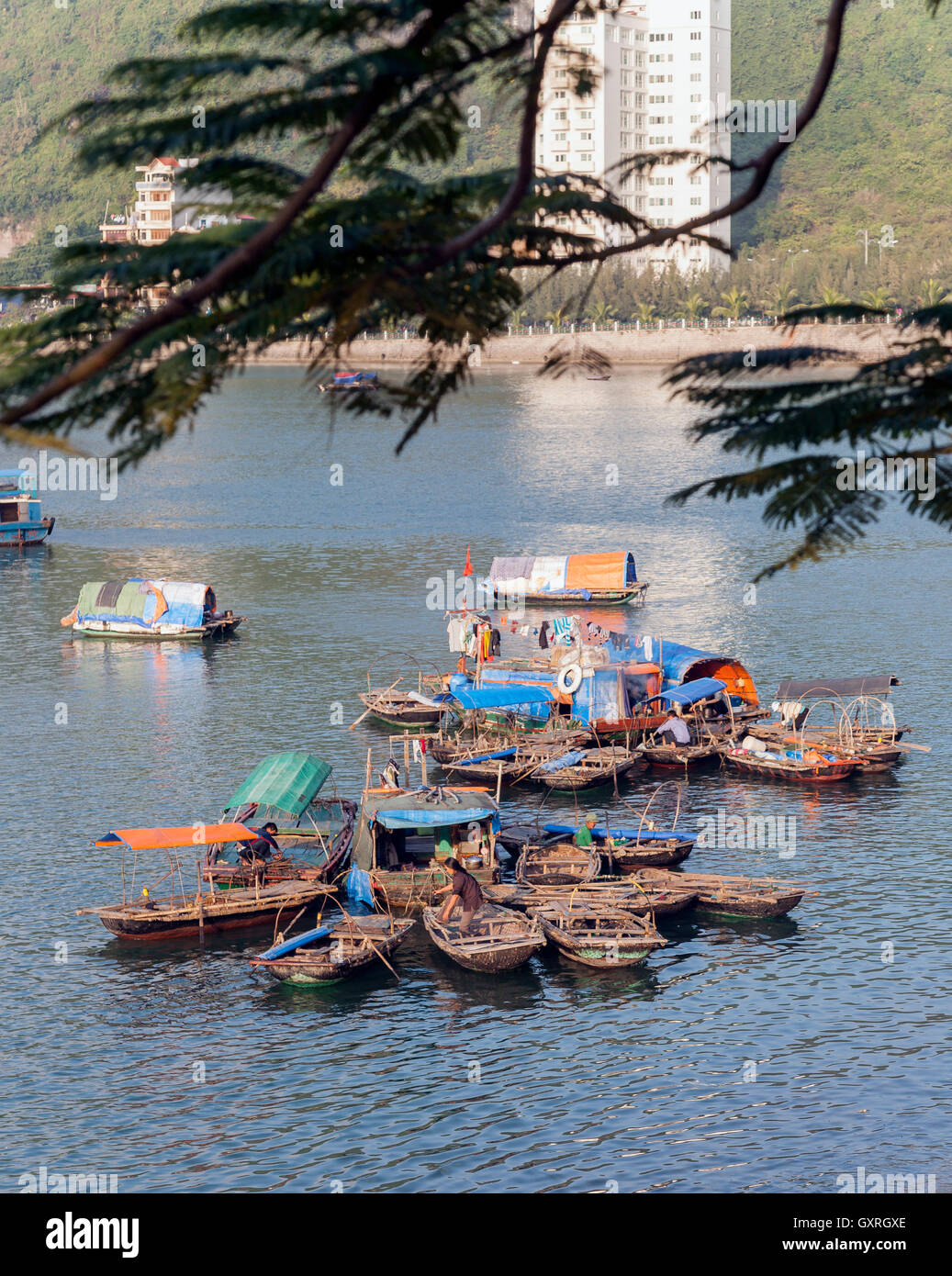 Floating village in Halong Bay, Vietnam Stock Photo - Alamy