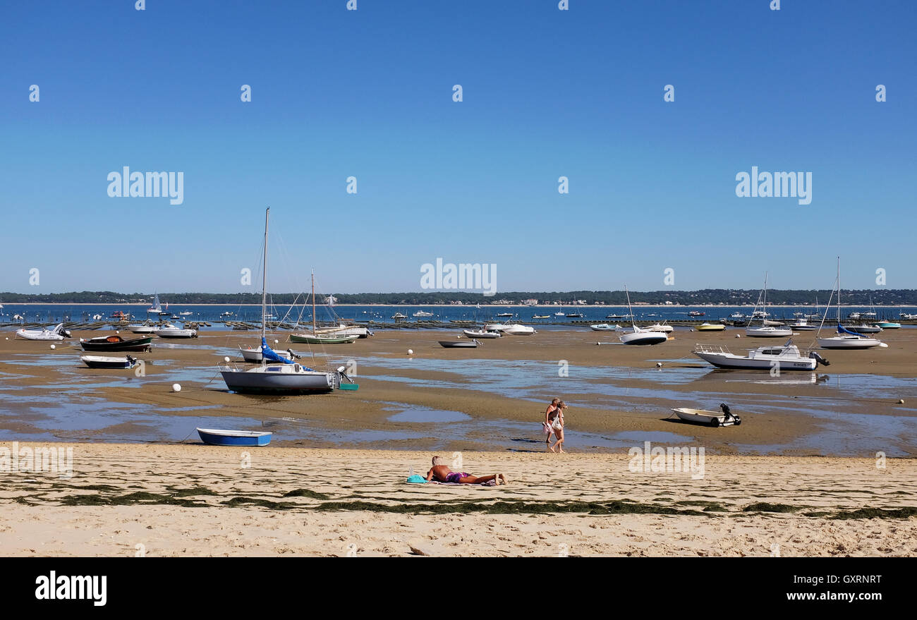 Most beautiful beaches in france hi-res stock photography and images ...