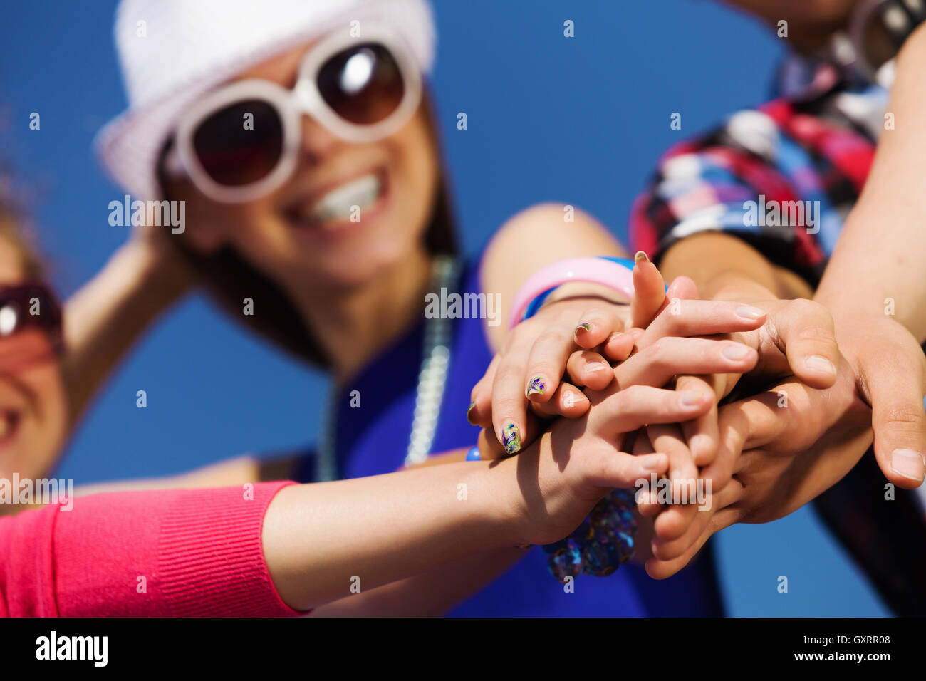 Pact of friendship hi-res stock photography and images - Alamy