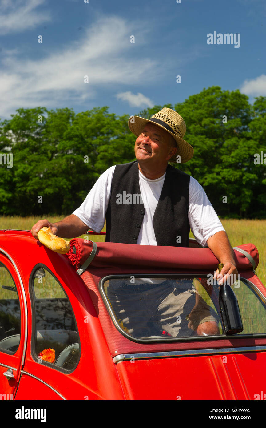 Typical french man hi-res stock photography and images - Alamy