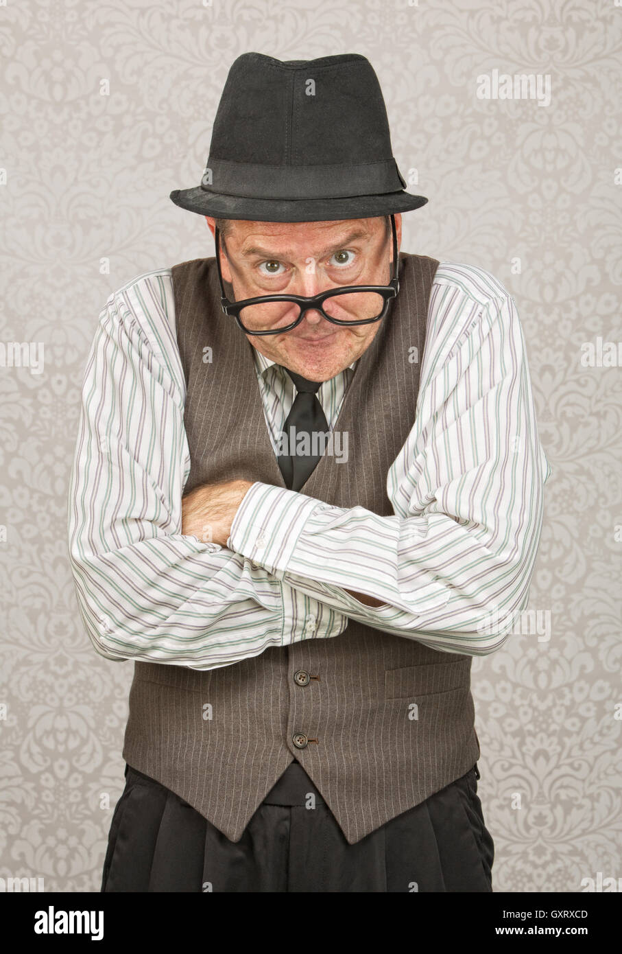 Scoffing hi-res stock photography and images - Alamy