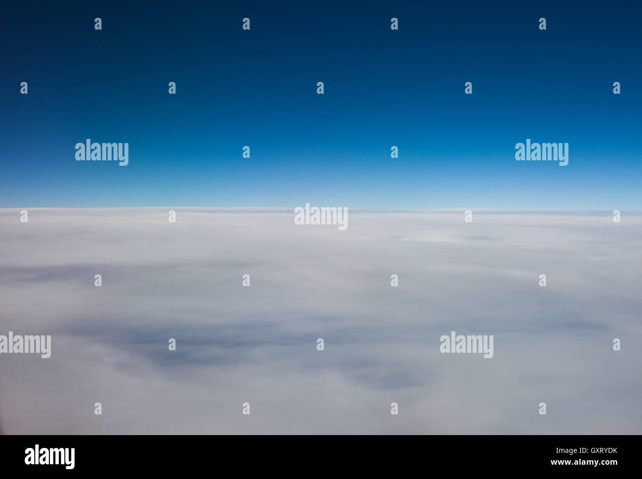 Flying above cirrostratus white hi-res stock photography and images - Alamy