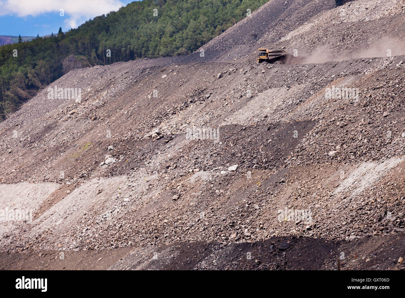Haul road hi-res stock photography and images - Alamy