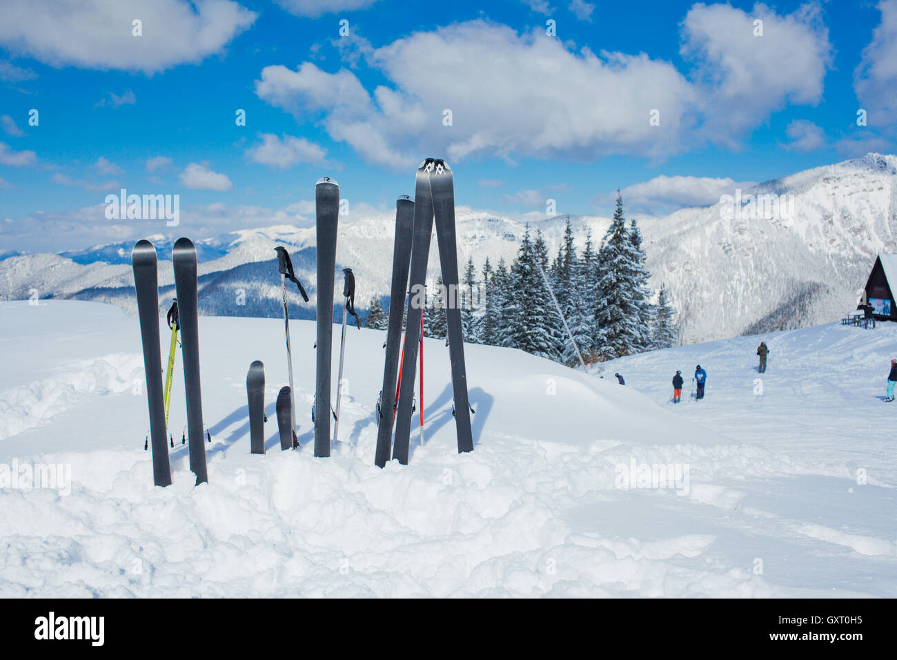 Set of skis hi-res stock photography and images - Alamy