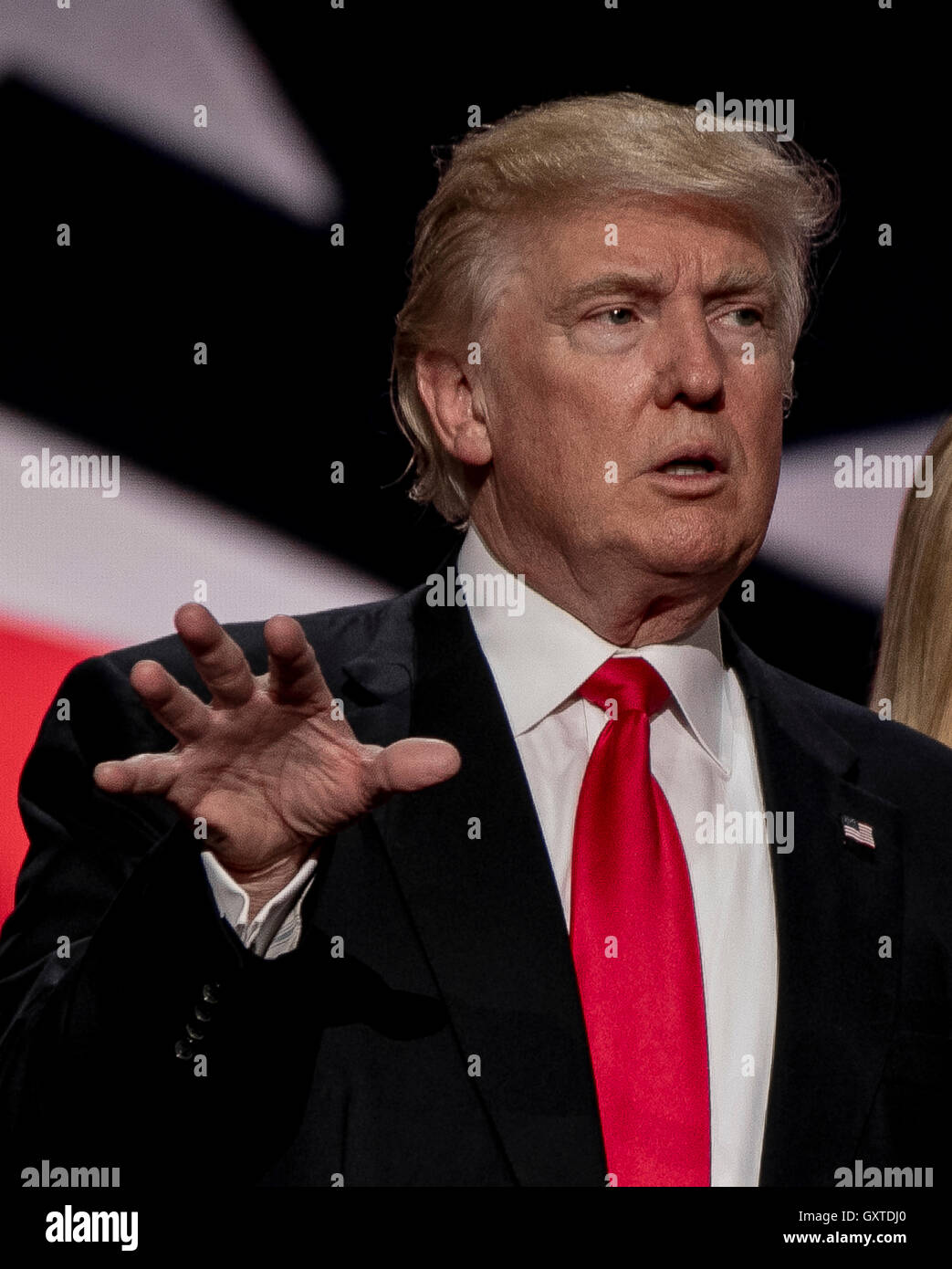 Donald trump hand gestures hi-res stock photography and images - Alamy