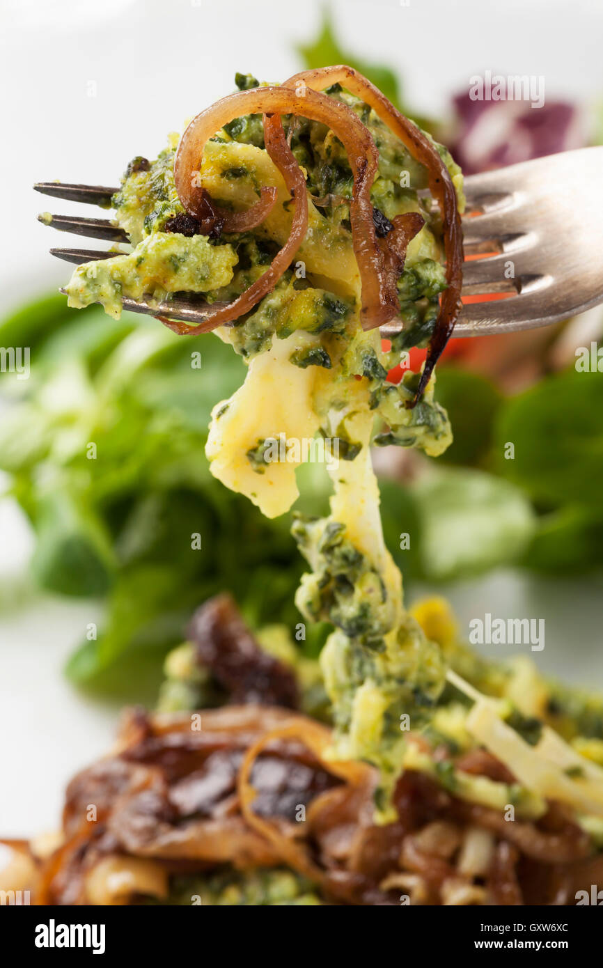 spaetzle with spinach, a bavarian speciality Stock Photo - Alamy