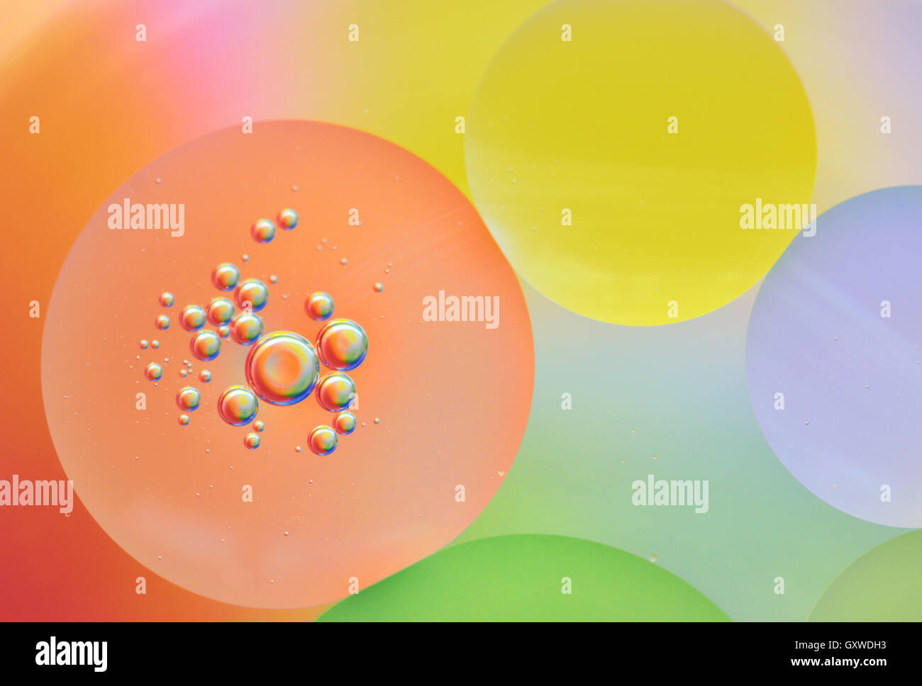 Abstraction, oil bubbles in water Stock Photo - Alamy