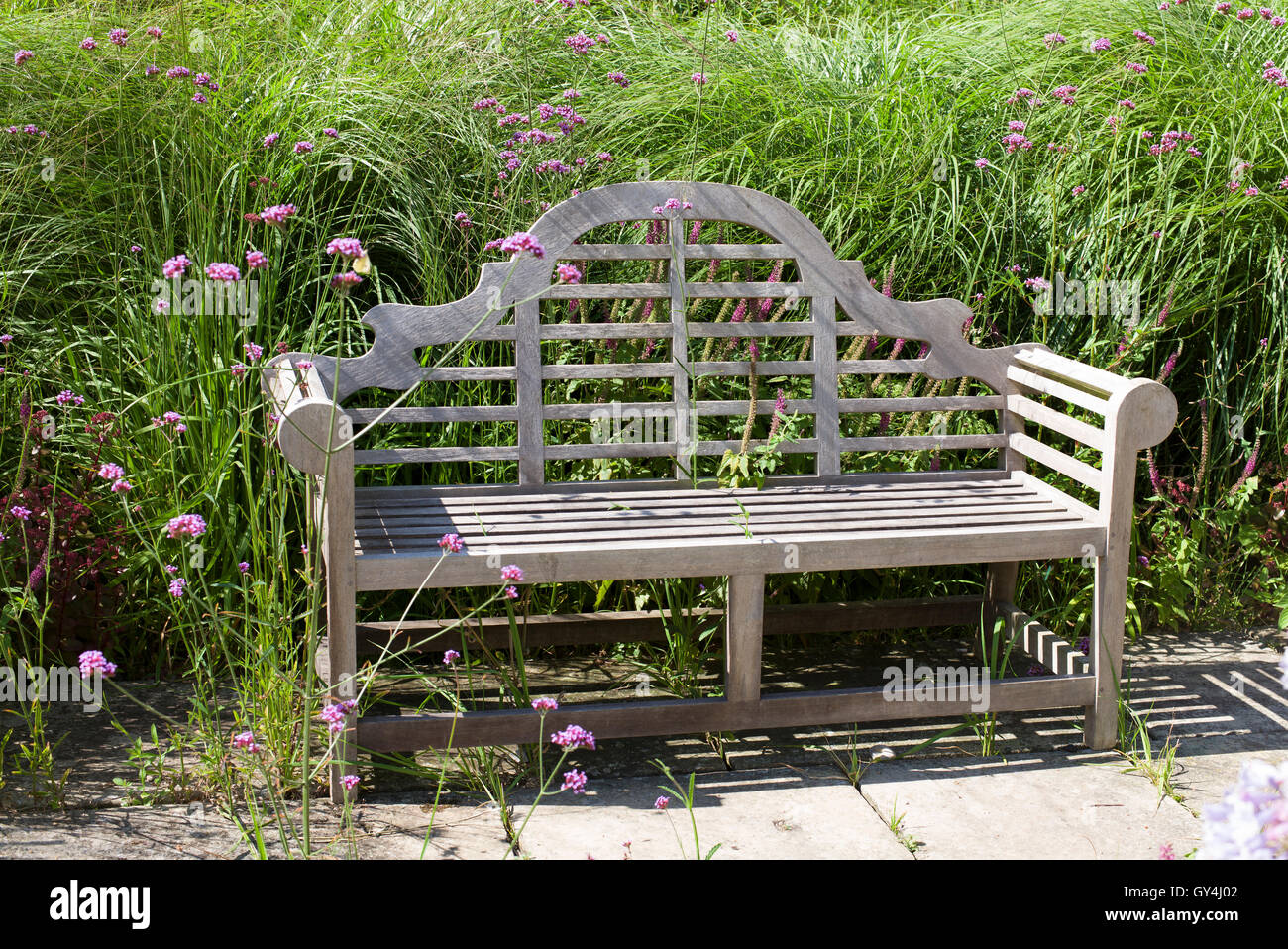 Lutyens bench hi-res stock photography and images - Alamy