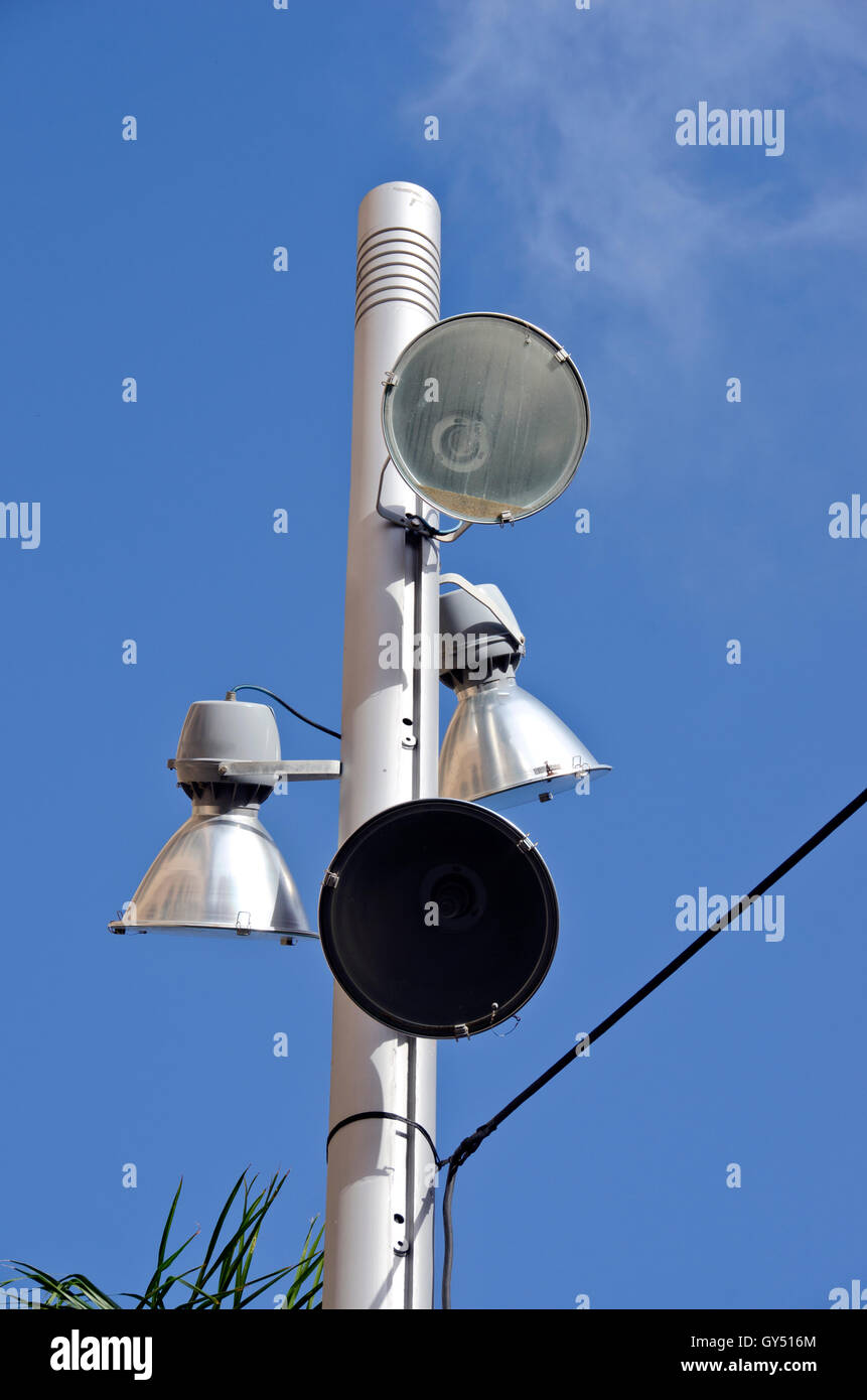 Modern lamp post hi-res stock photography and images - Alamy