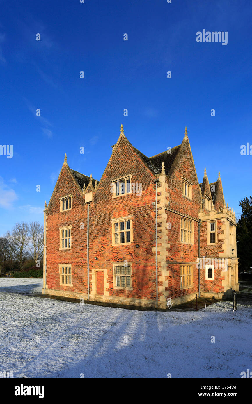 Winter snow, the Red Hall, Bourne Town, Lincolnshire County, England ...