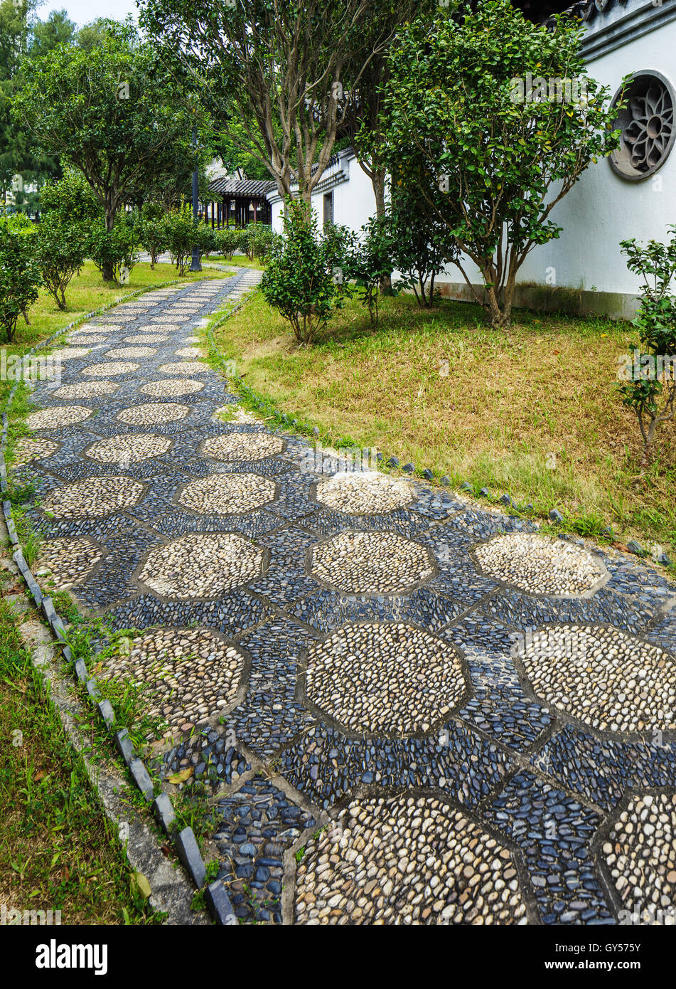 Traditional chinese garden Stock Photo - Alamy