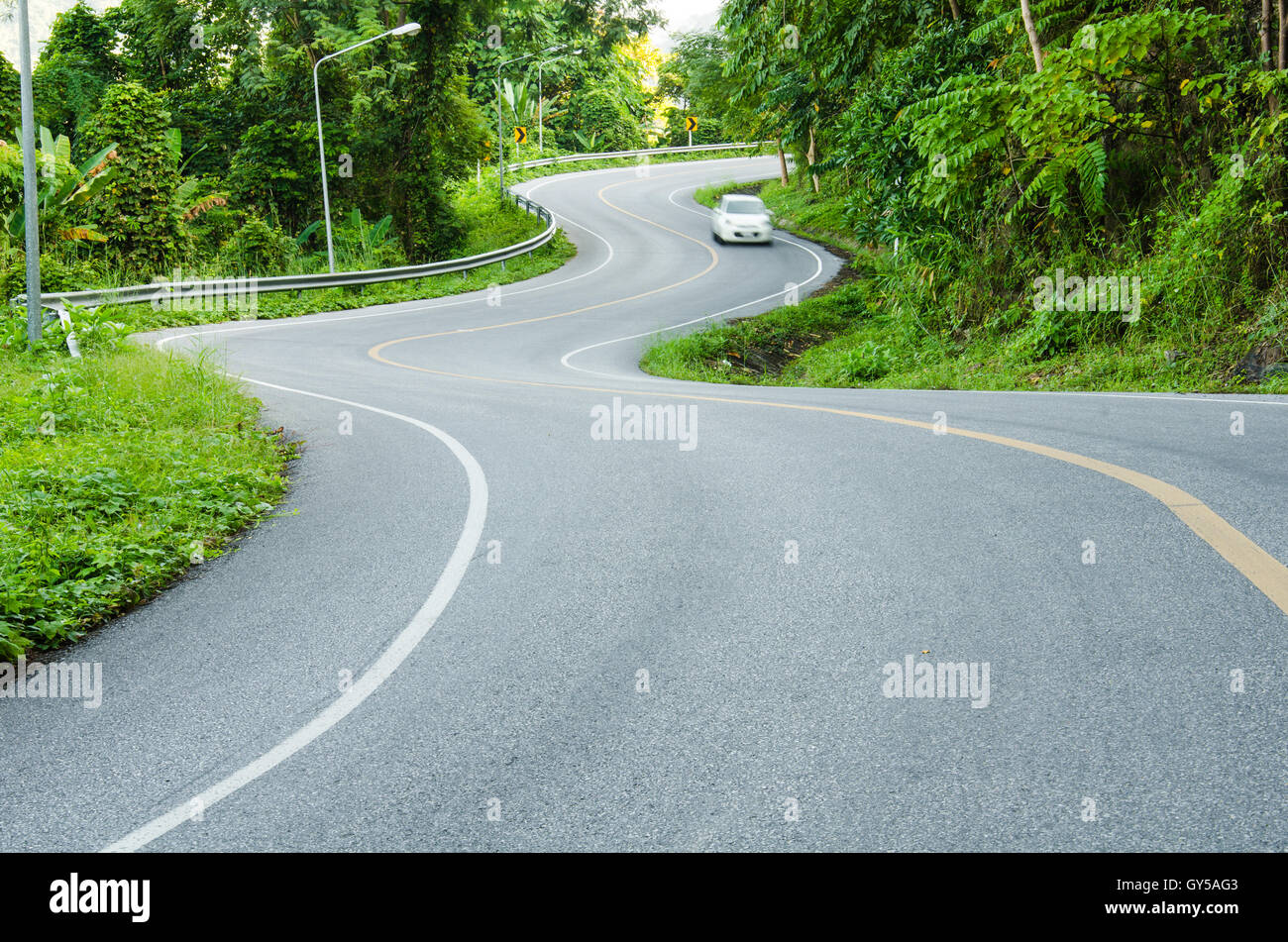 Curve s shape hi-res stock photography and images - Alamy