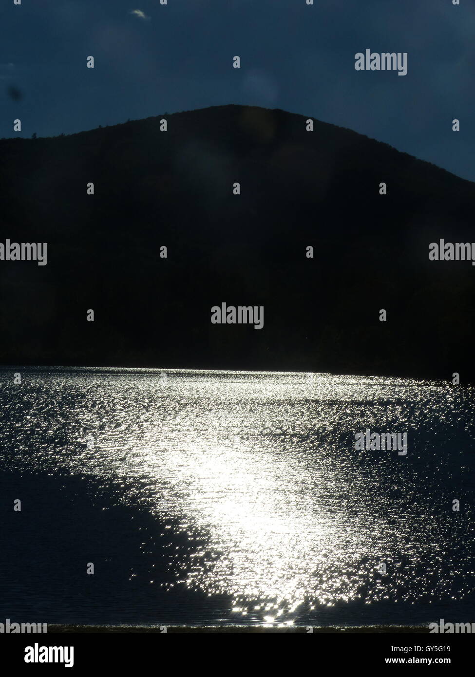 Moon lit mountains hi-res stock photography and images - Alamy