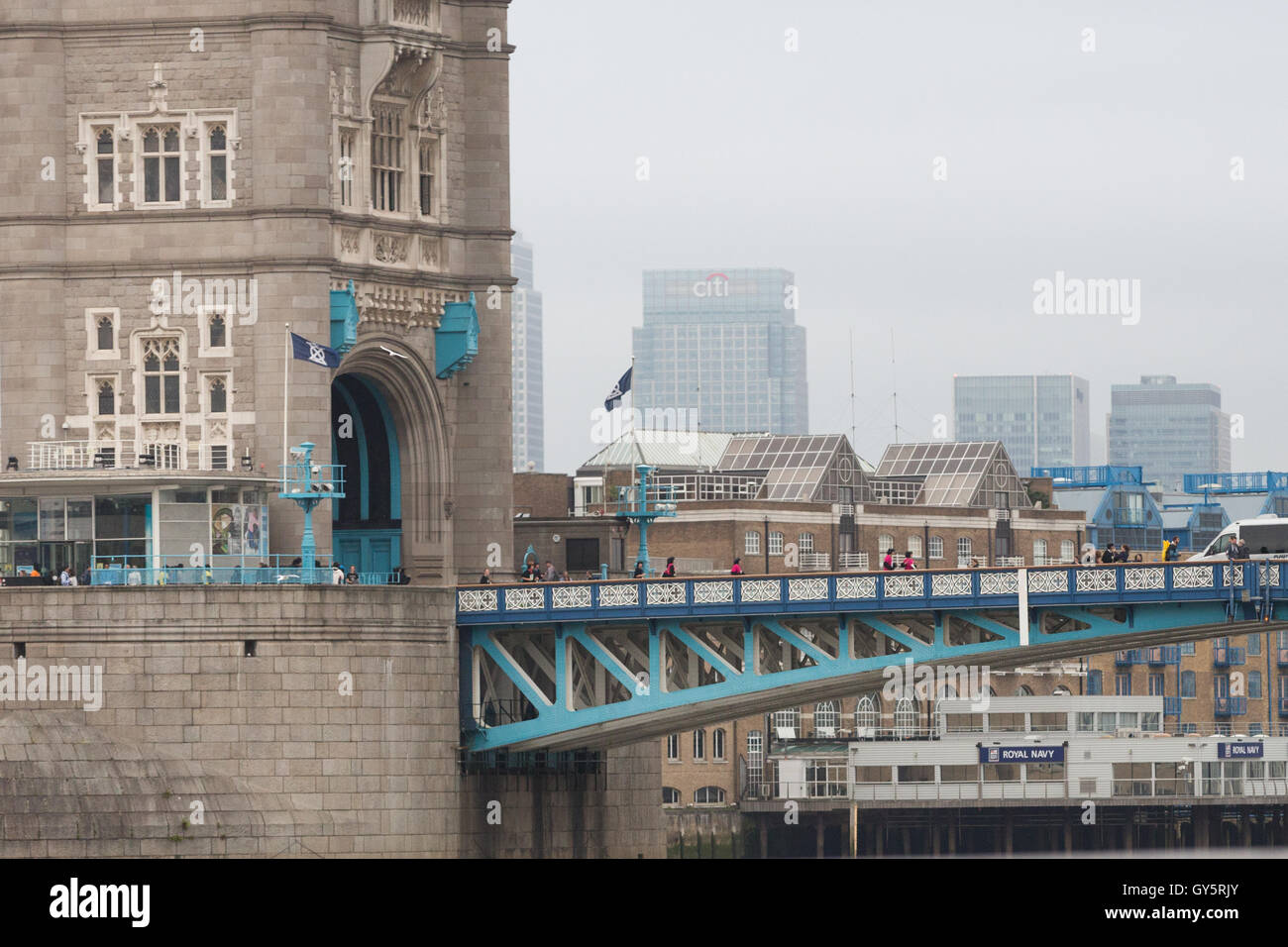 Gorilla run, Tower Bridge Stock Photo - Alamy