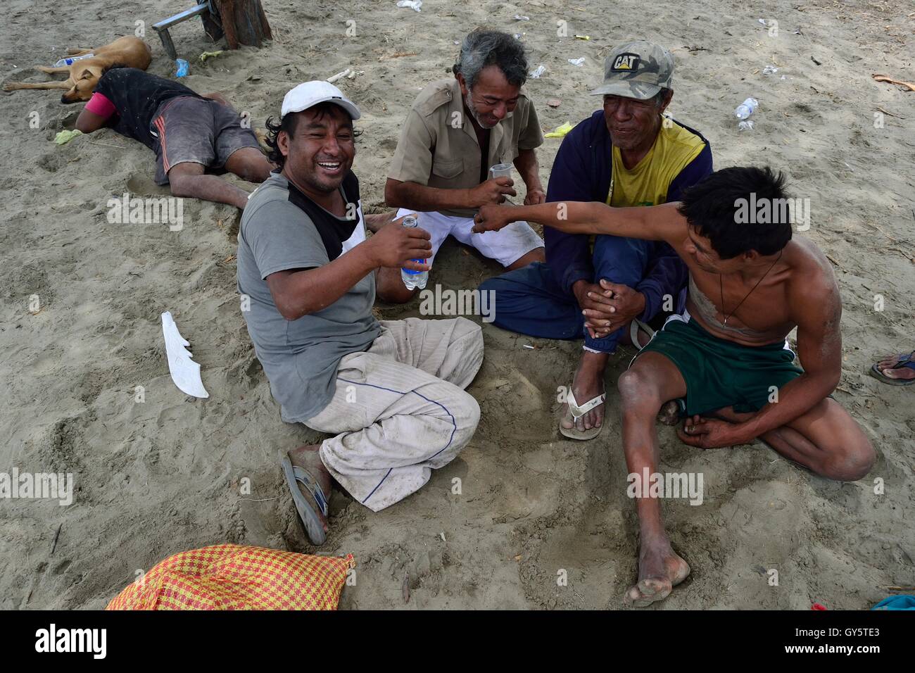 Beggars in latin america hi-res stock photography and images - Alamy