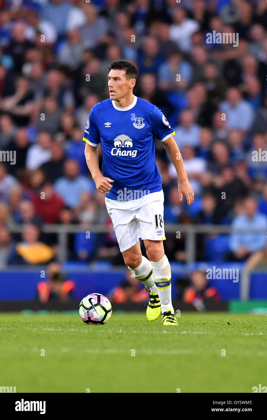 Everton's Gareth Barry during the Premier League match at Goodison Park ...