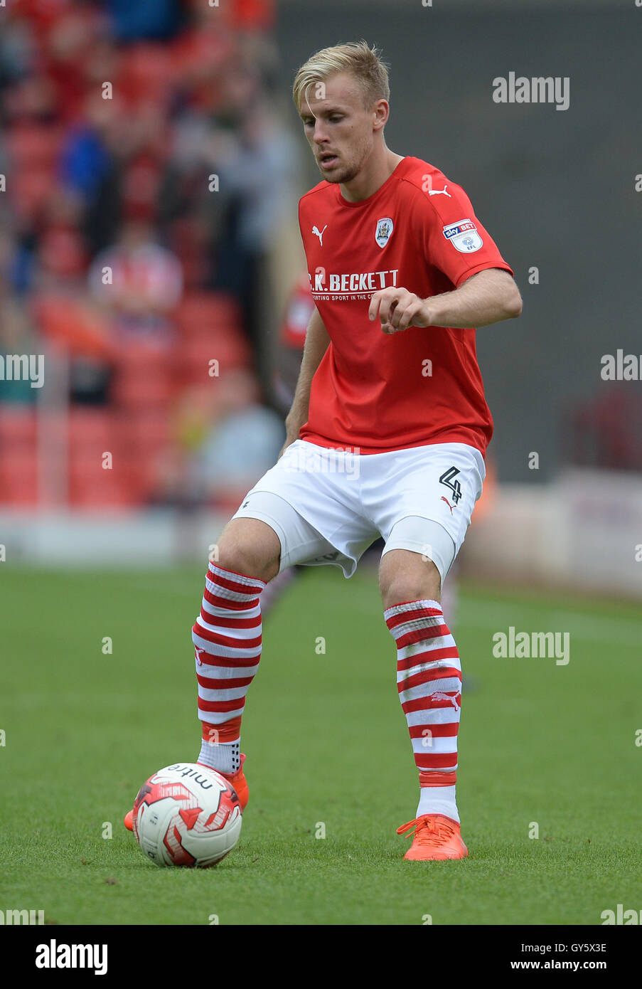 Barnsley's Marc Roberts during the Sky Bet Championship match at ...