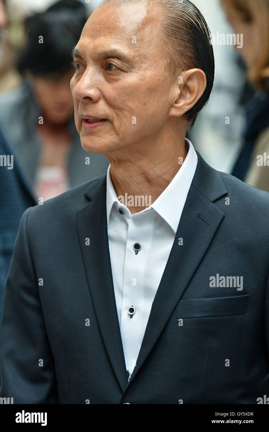 Shoe designer jimmy choo hi-res stock photography and images - Alamy