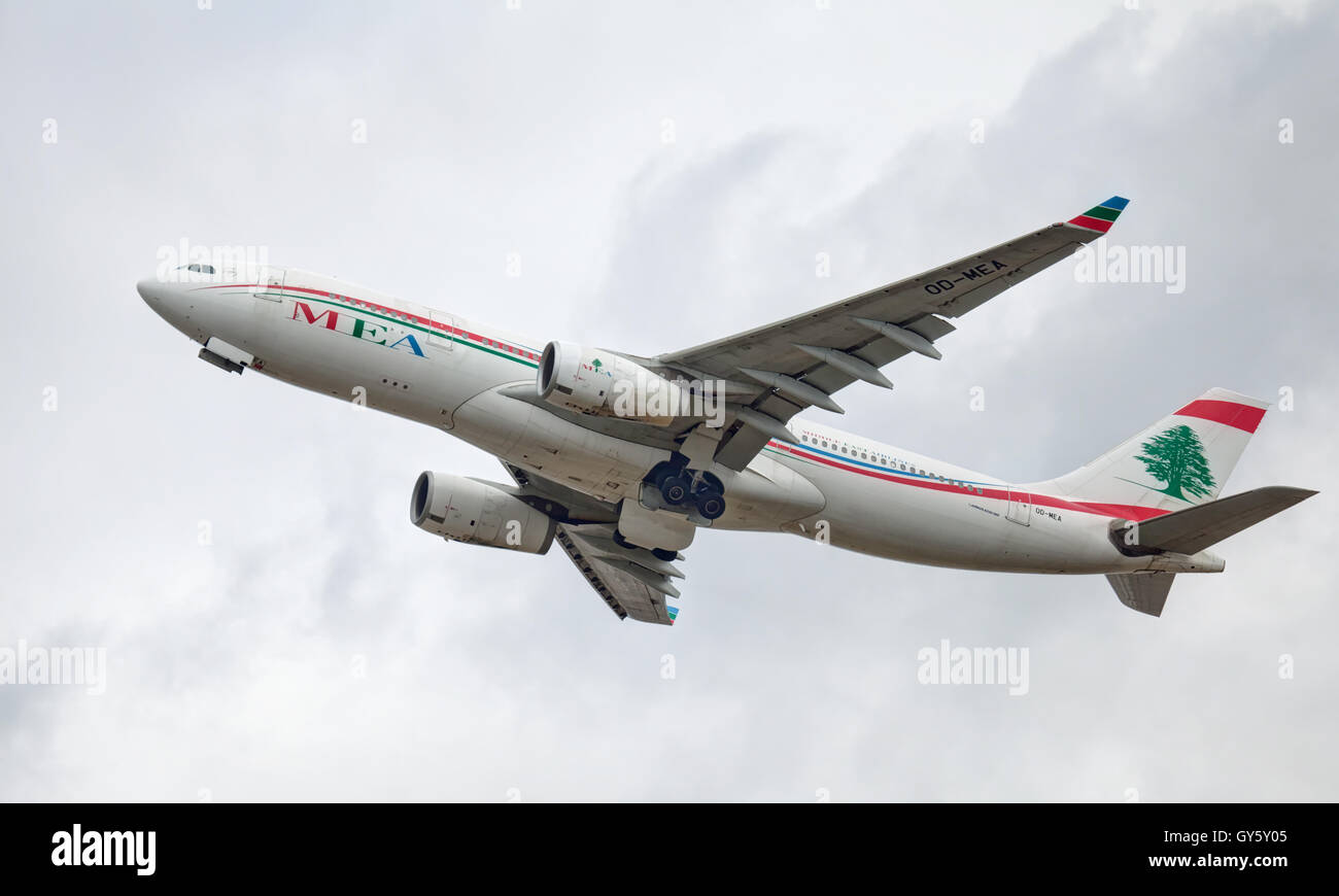 Mea airbus a330 hi-res stock photography and images - Alamy