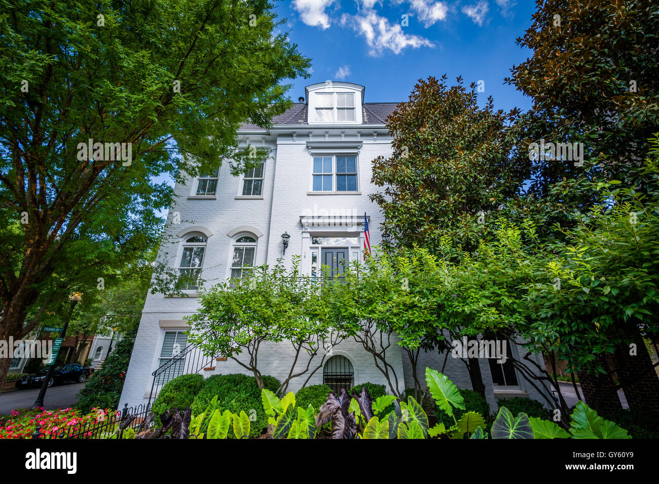 Beautiful house and trees in Alexandria, Virginia Stock Photo - Alamy