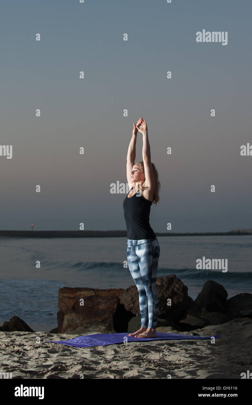 Stretching to sky hi-res stock photography and images - Alamy