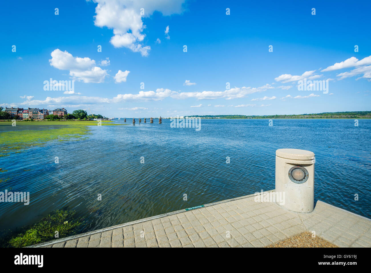 Potomac river water hi-res stock photography and images - Alamy