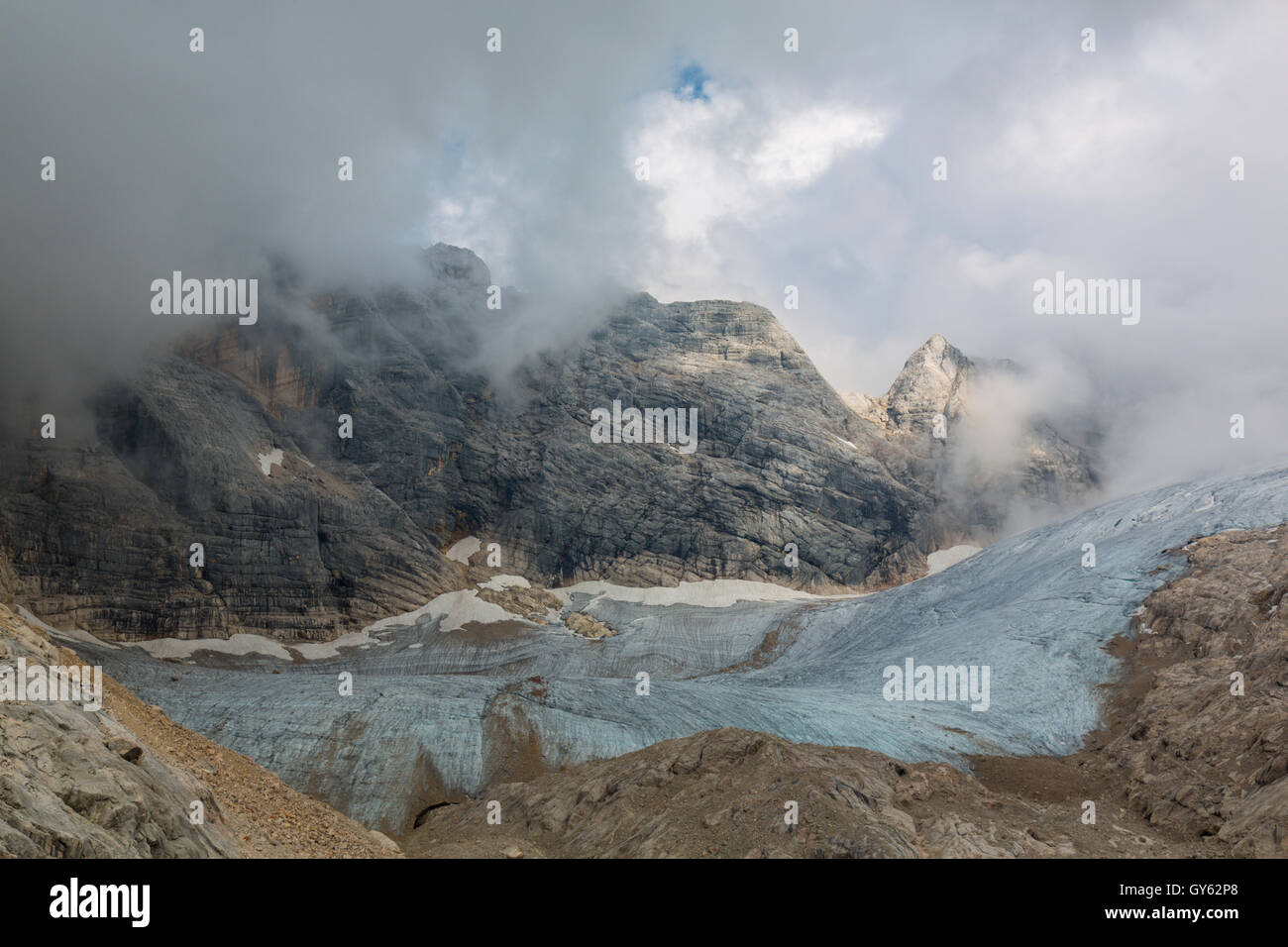 Hoher dachstein peak hi-res stock photography and images - Alamy
