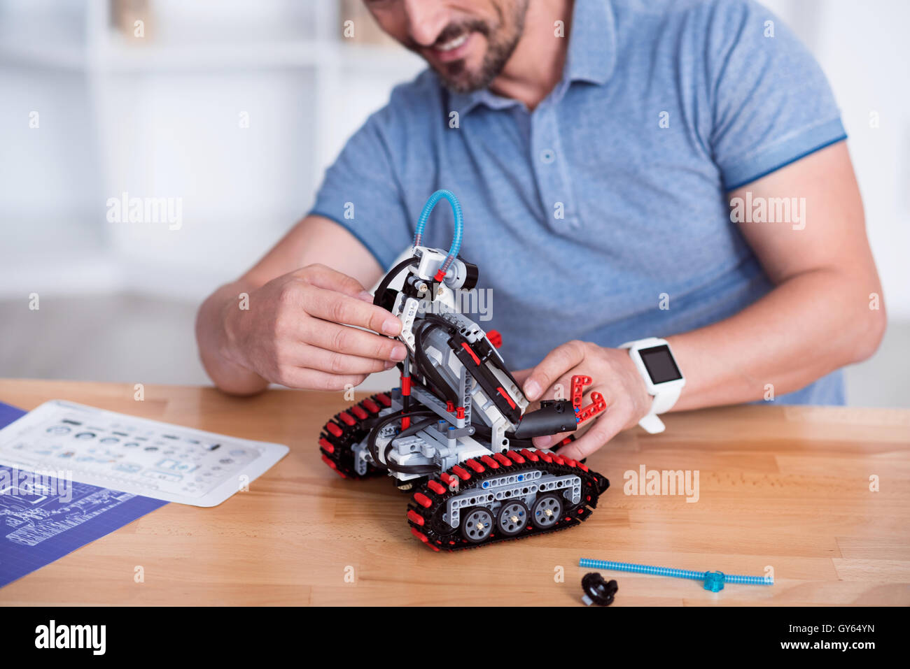 Small robot hi-res stock photography and images - Alamy