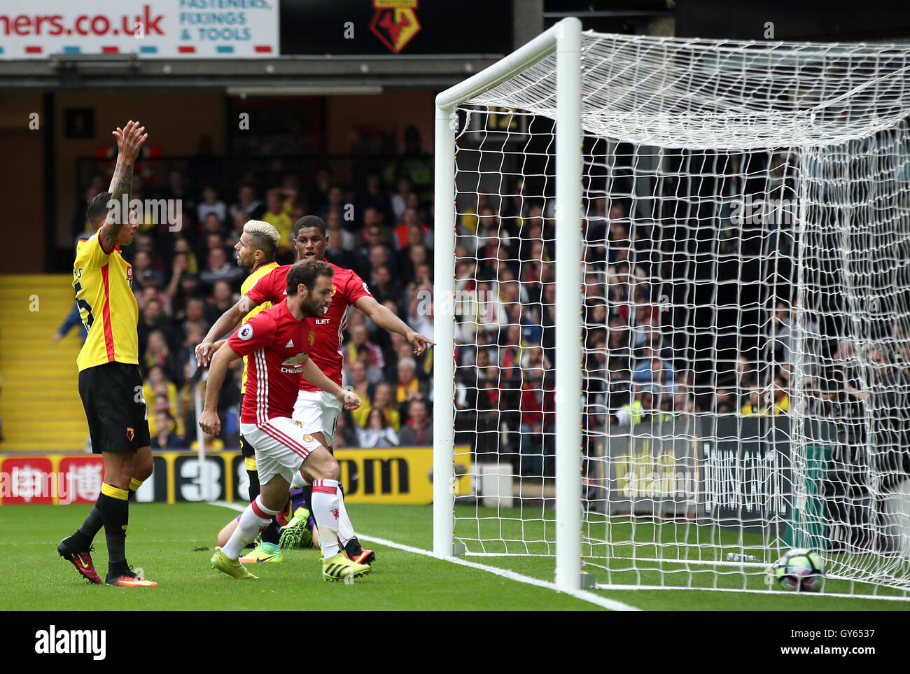Marcus rashford celebration hi-res stock photography and images - Alamy