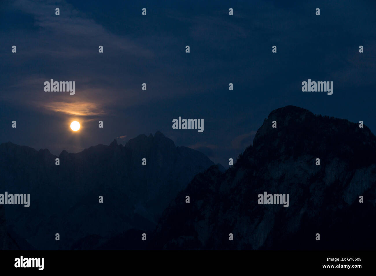 Fullmoon night hi-res stock photography and images - Alamy