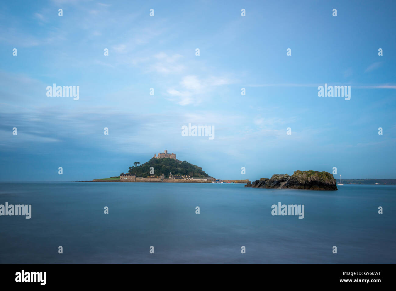 Dawn at St. Michael's Mount, Cornwall Stock Photo - Alamy