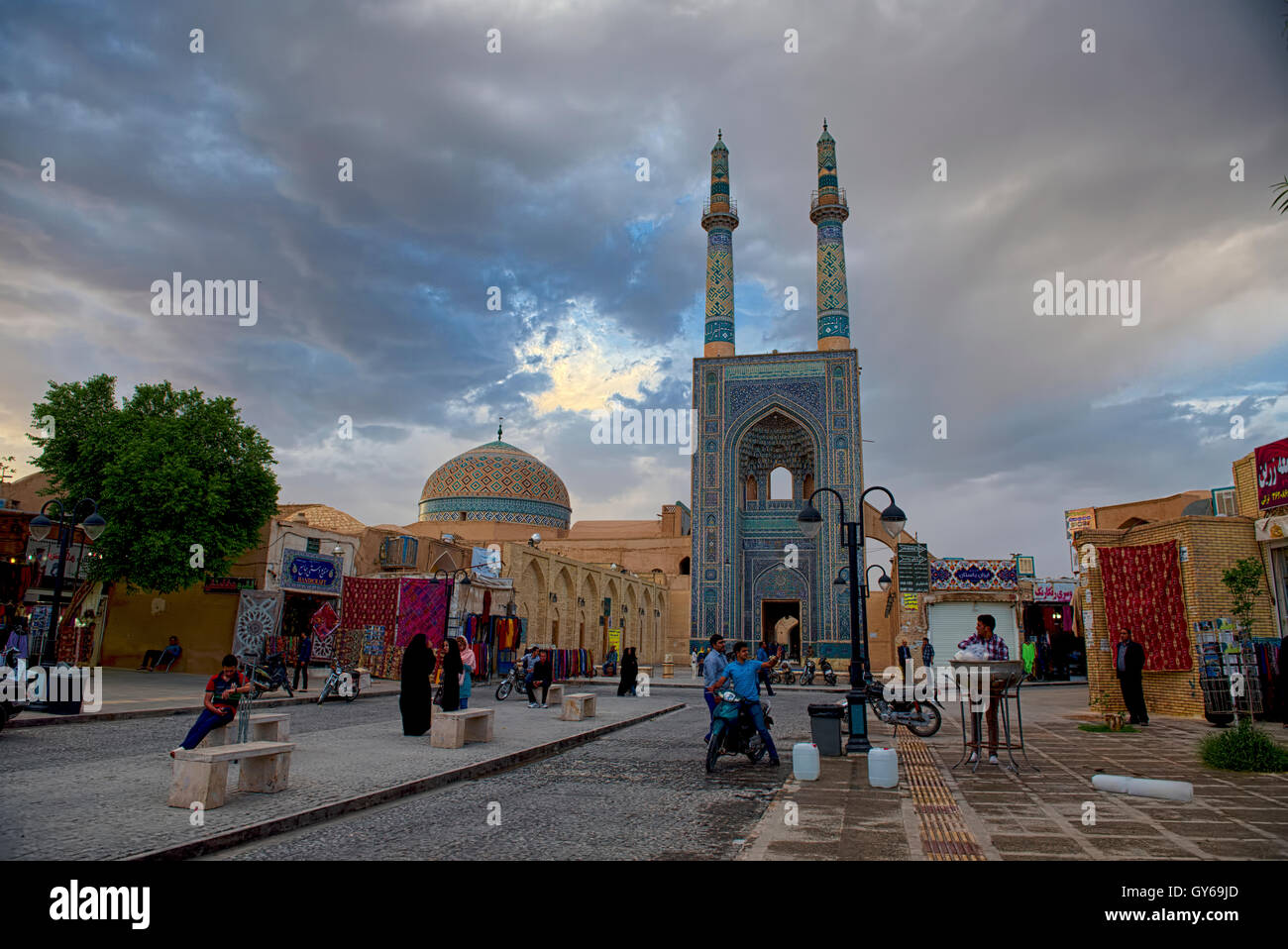 View of entire mosque complex Stock Photo - Alamy