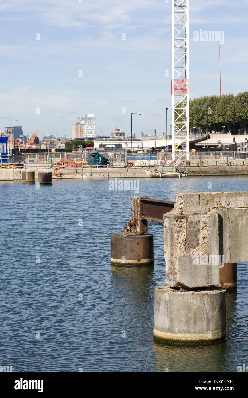 Building equipment on a floating dock in London Stock Photo - Alamy