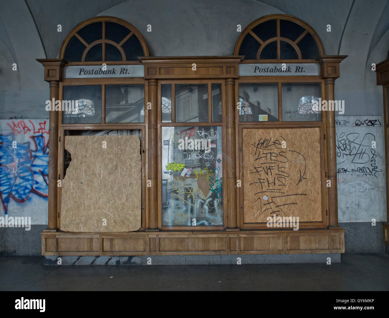 Run down arcade in the city centre.Budapest.Hungary Stock Photo - Alamy