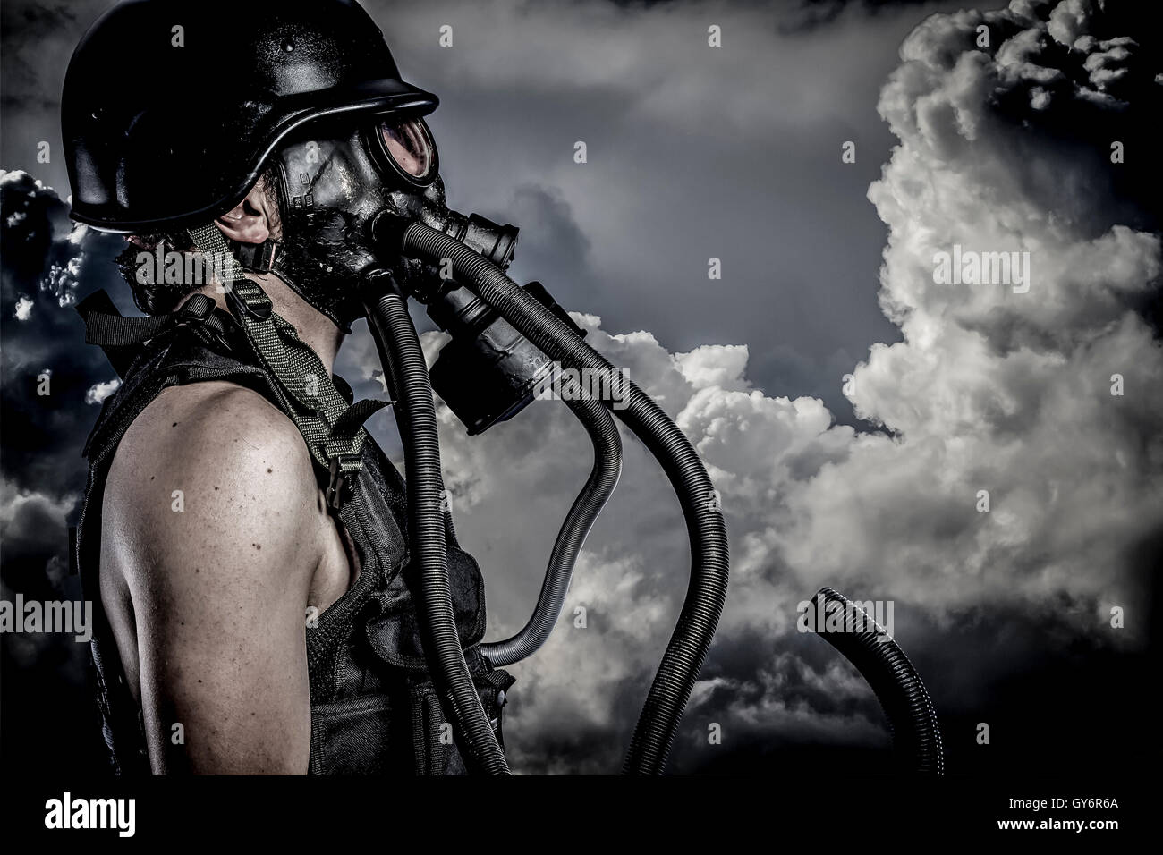 Nuclear disaster, man with gas mask, protection Stock Photo - Alamy