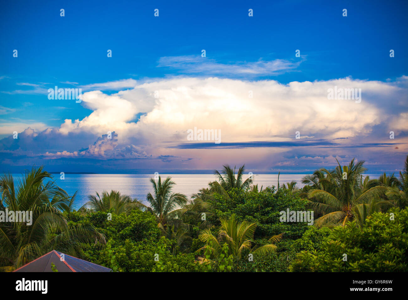 Breathtaking sunset in ocean hi-res stock photography and images - Alamy