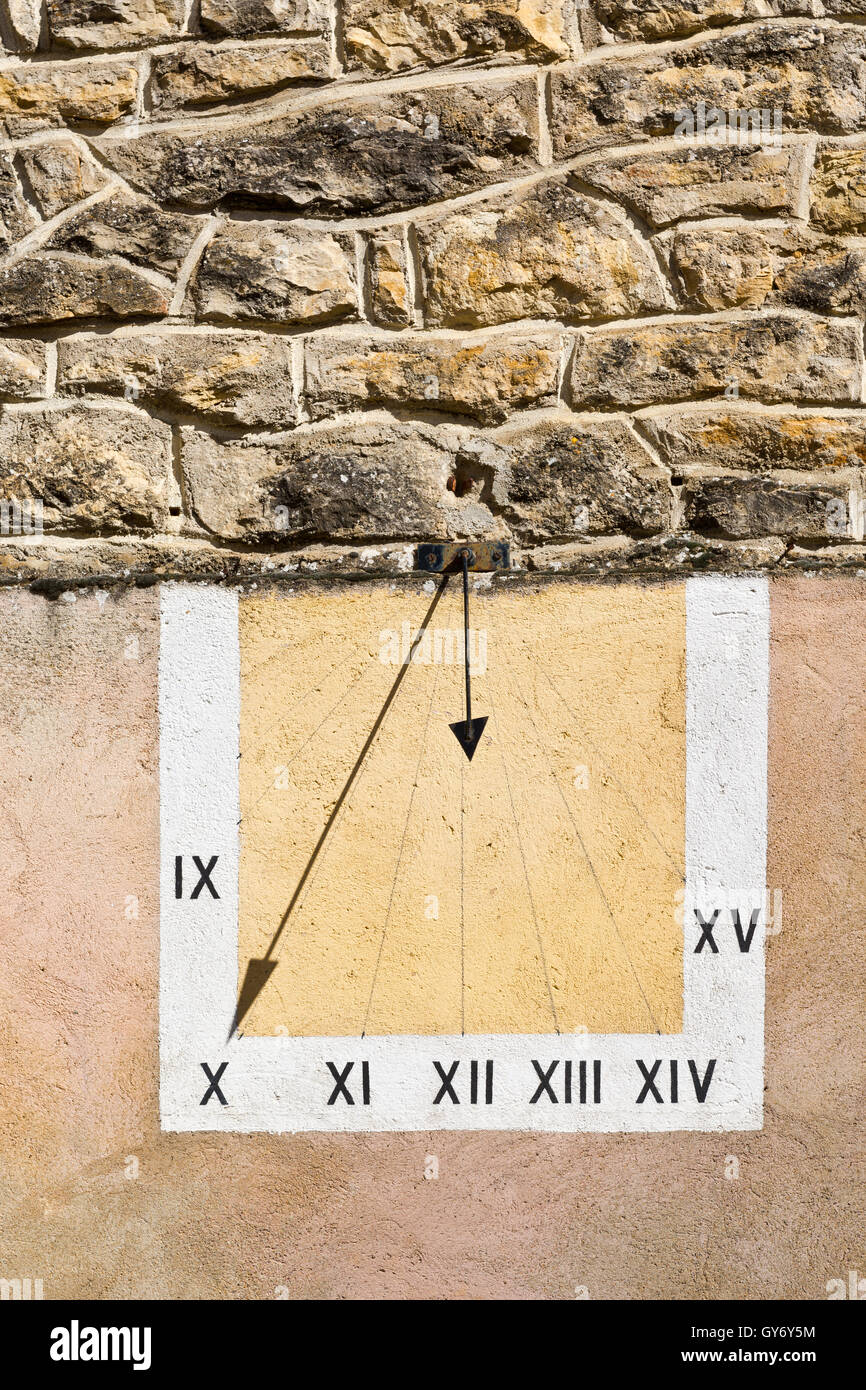 Sundial clock time hi-res stock photography and images - Alamy