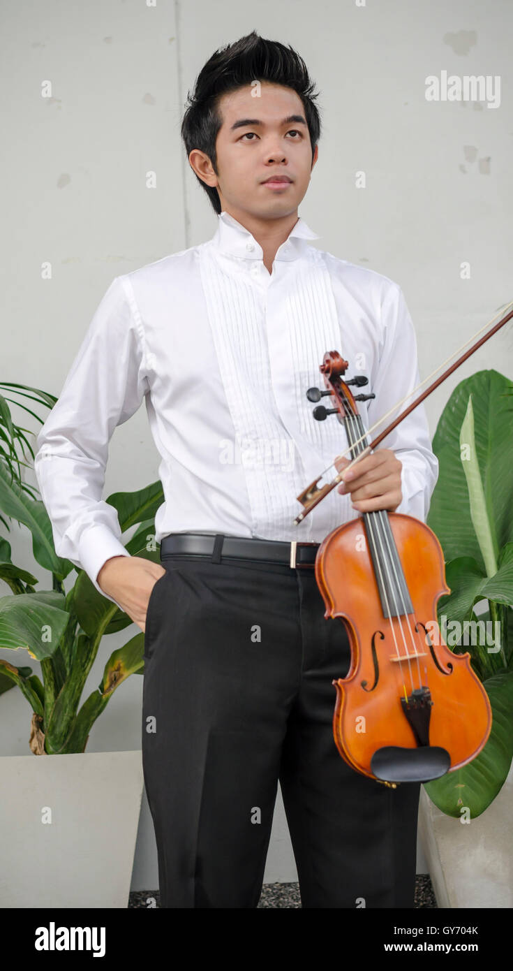 asia man with his violin Stock Photo - Alamy