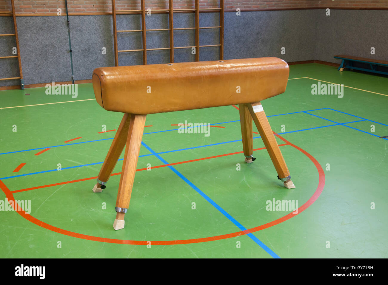 Frame and pommel hi-res stock photography and images - Alamy