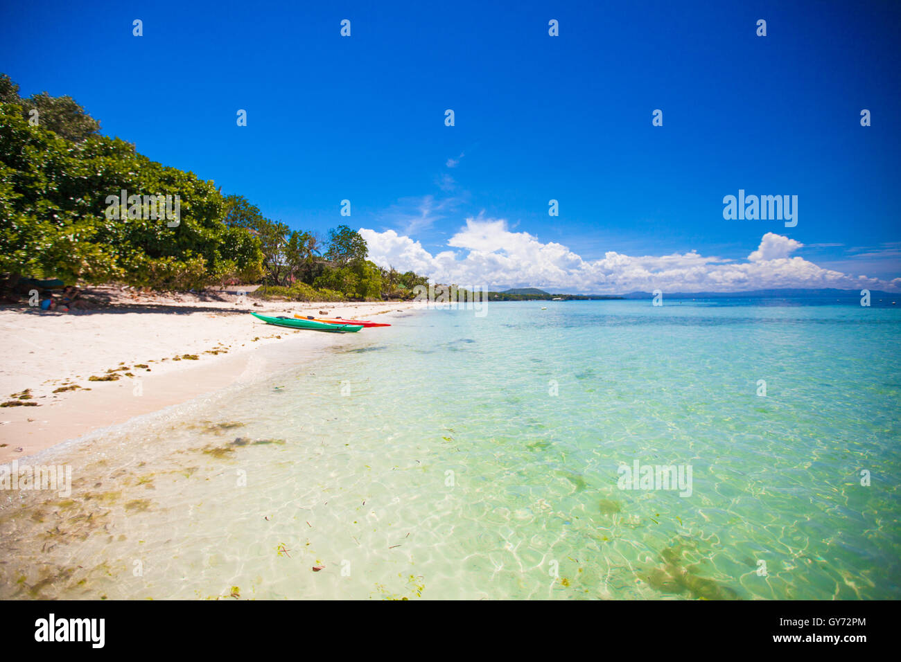 Perfect tropical beach with turquoise water Stock Photo - Alamy