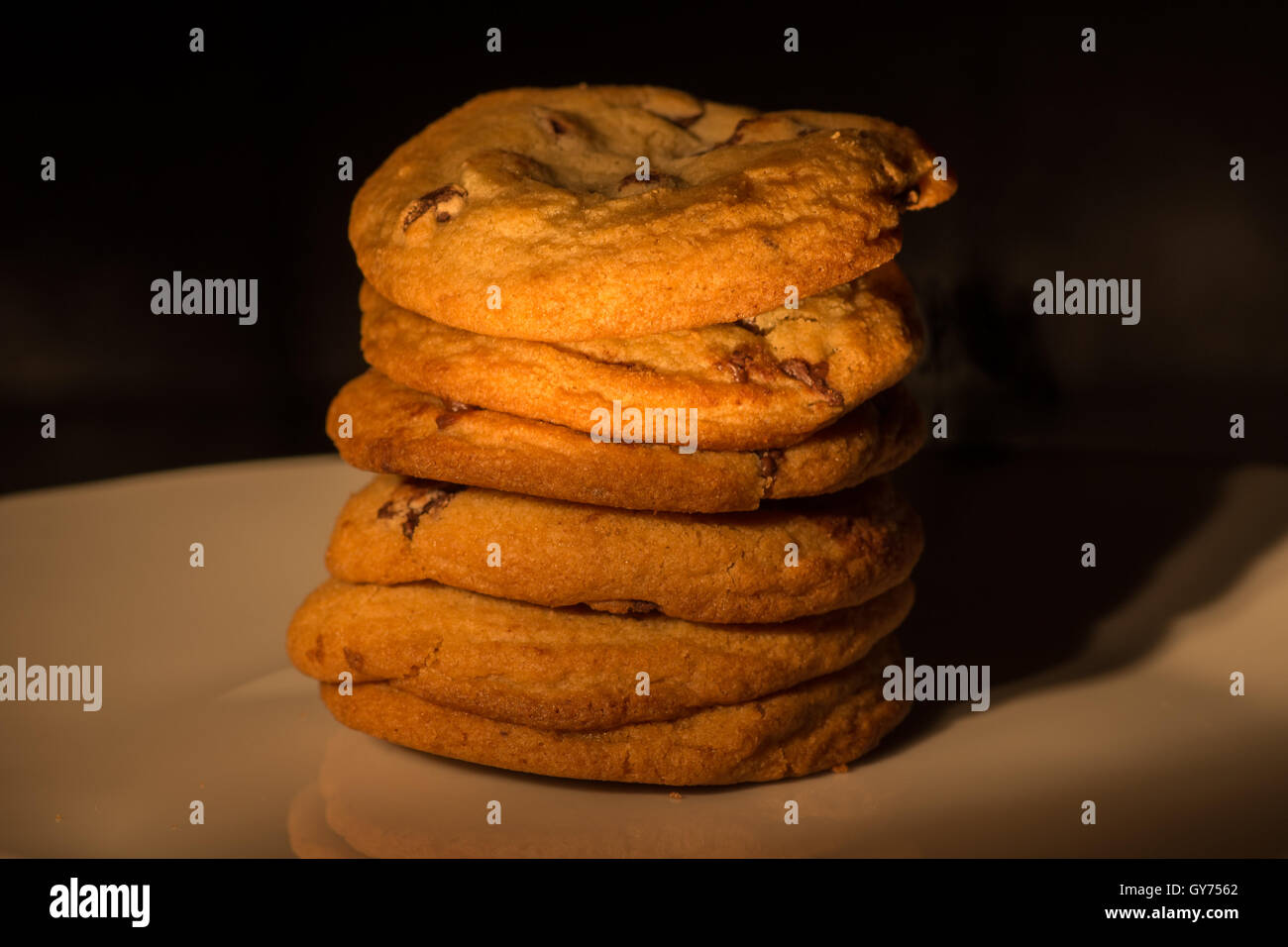 A stack of chocolate chip cookies Stock Photo - Alamy
